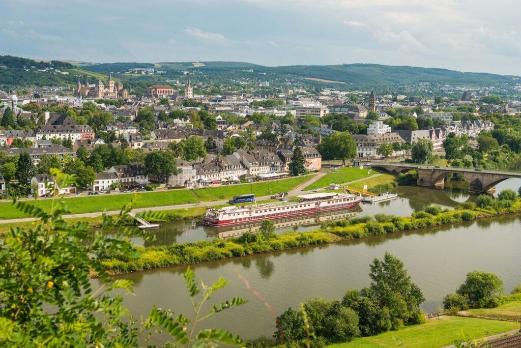 Mosel- & Eifelsteig Perl - Trier - Individuelle Trekkingreise