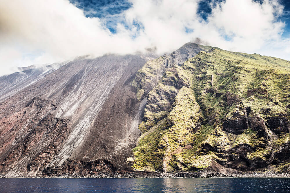 Vulkanismus in Europa: ein Kontinent, der Feuer speit