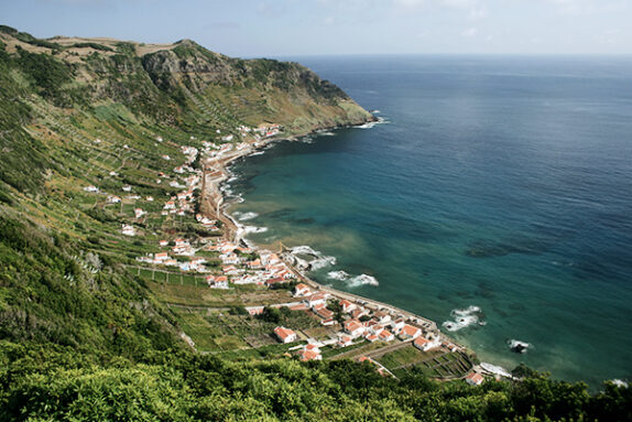 Wandern auf den Azoren: Top 8 Routen + Tipps